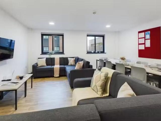 1 bedroom flat share for rent in Coventry Student September.