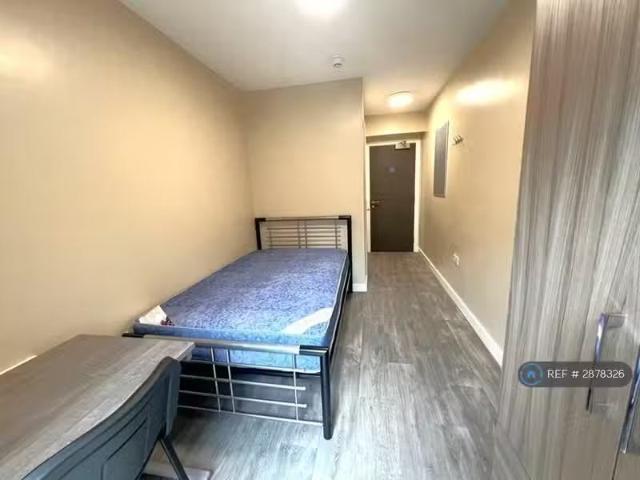 1 bedroom flat share for rent in Hepburn Court C, Bristol, BS2