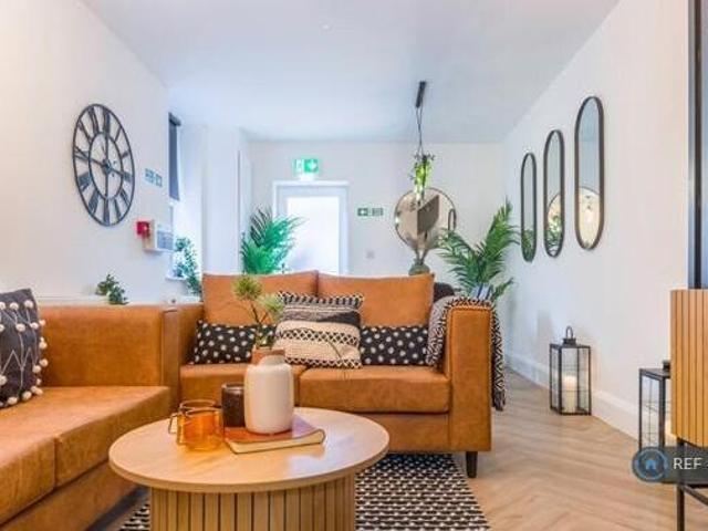 1 Bedroom Flat Share For Rent In Hoylake