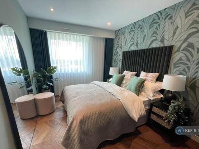1 Bedroom Flat Share For Rent In Kingston Upon Thames