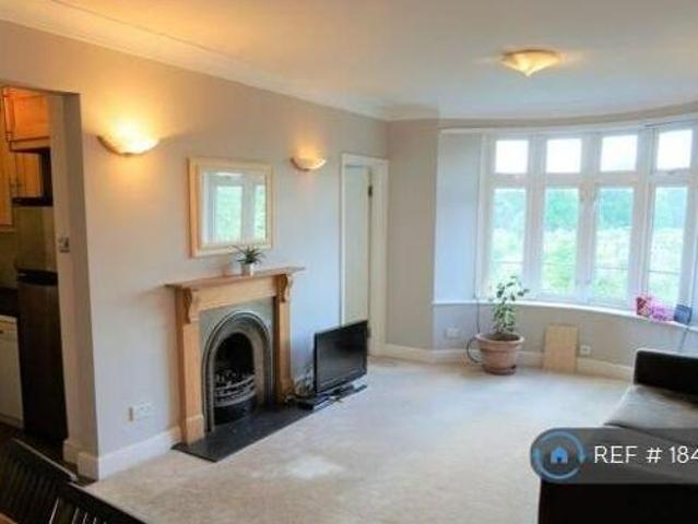 1 Bedroom Flat Share For Rent In London
