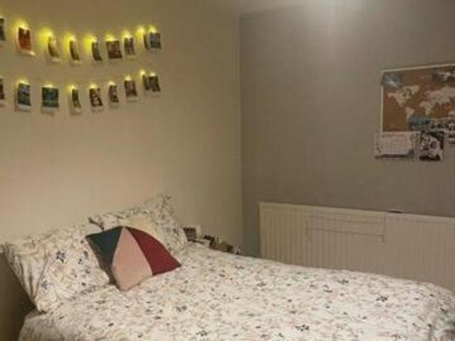 1 Bedroom Flat Share For Rent In London