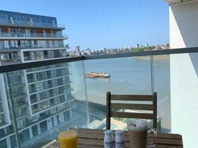 1 Bedroom Flat Share For Rent In London