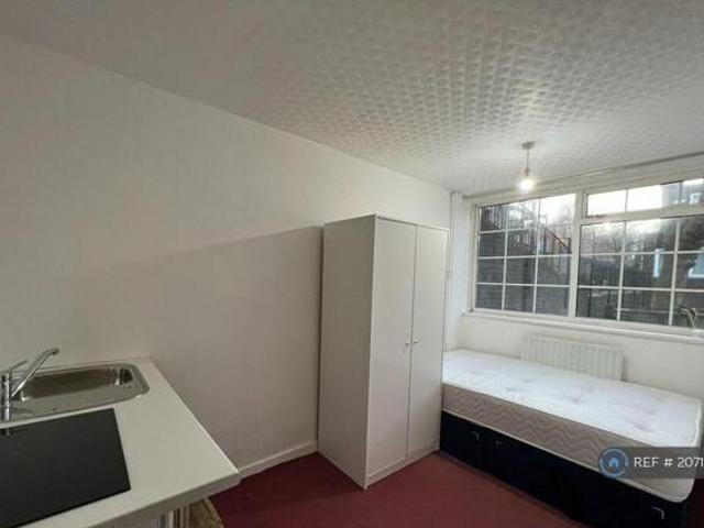 1 Bedroom Flat Share For Rent In London