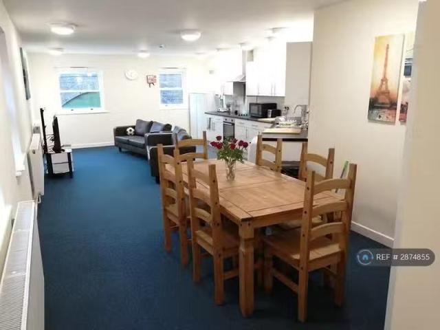 1 bedroom flat share for rent in Moss Yard, Leamington Spa, CV31