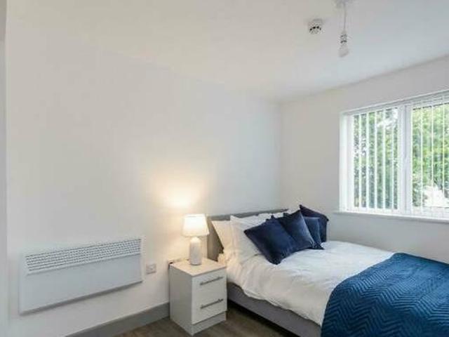 1 bedroom flat share for rent in New Chester Road Birkenhead Wirral Merseyside CH42