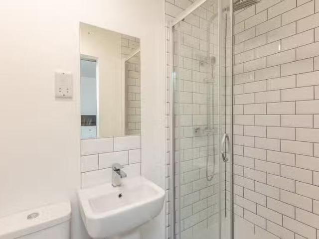 1 bedroom flat share for rent in Old Chester Road, CH42