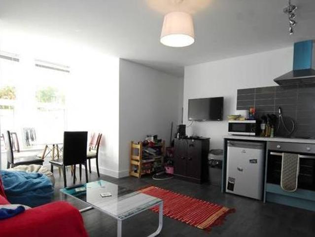1 bedroom flat share for rent in Quaker Lane Plymouth Devon PL3