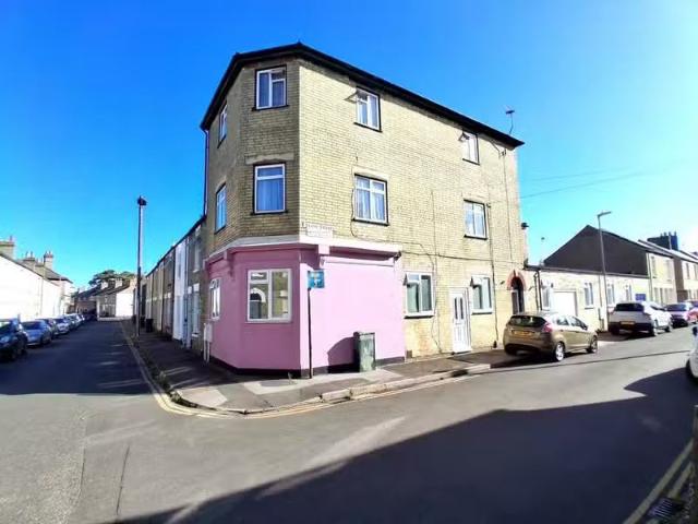 1 bedroom flat share for rent in Room, Ainsworth Street, CB1