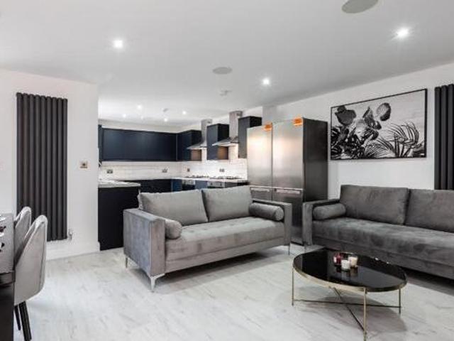 1 Bedroom Flat Share For Rent In Swansea, Wales