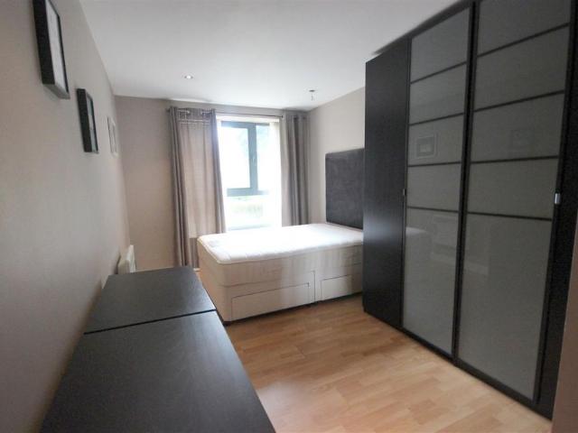1 Bedroom Flat/Apartment To Let