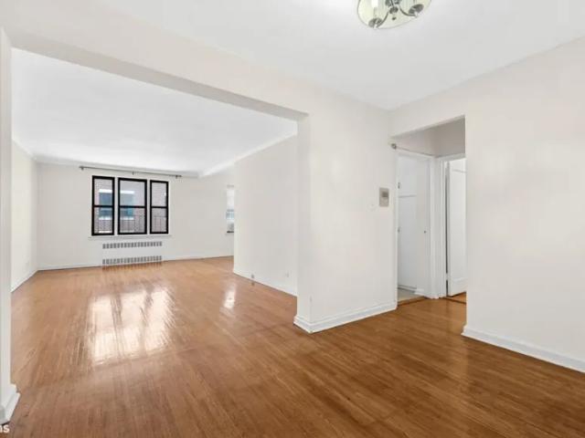 1 bedroom, Kew Gardens NY LS102752864