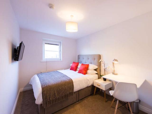 1 Bedroom House