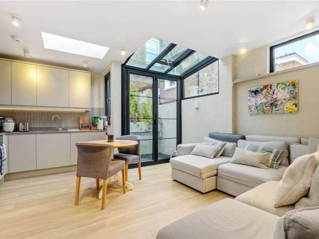 1 Bedroom House