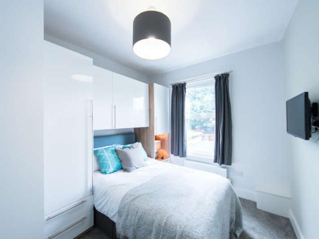 1 Bedroom House