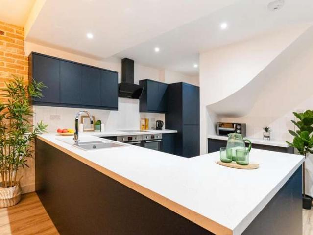 1 Bedroom House