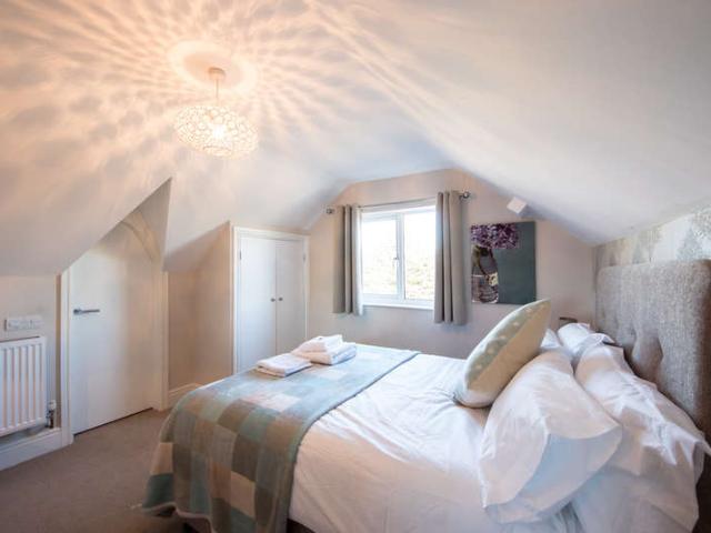 1 Bedroom House