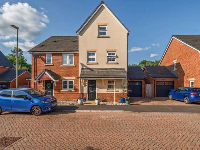 1 Bedroom House