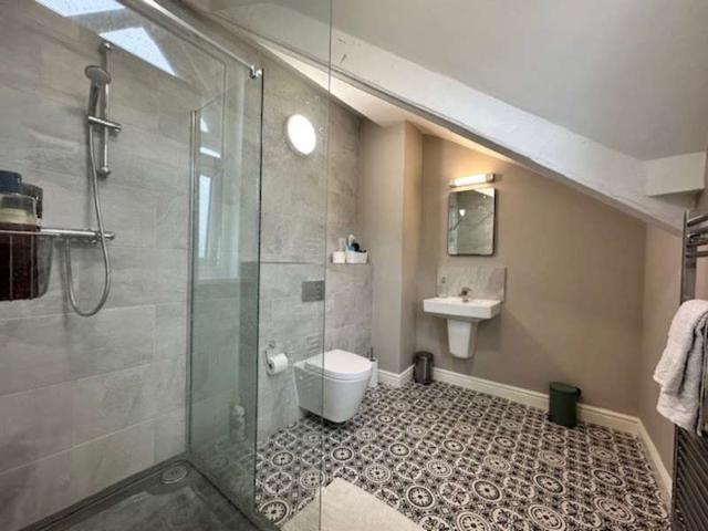 1 Bedroom House