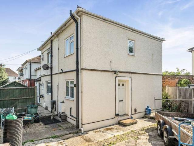 1 Bedroom House