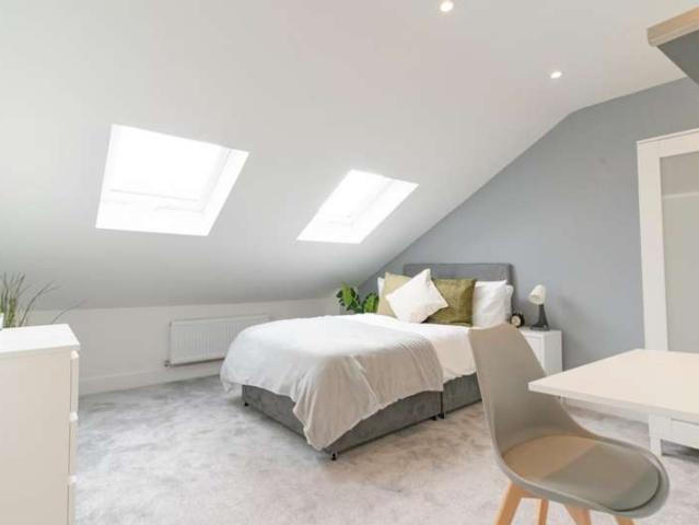 1 Bedroom House