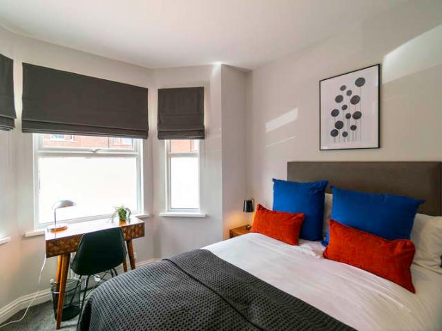 1 Bedroom House