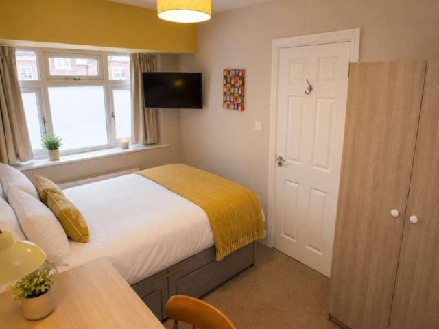 1 Bedroom House