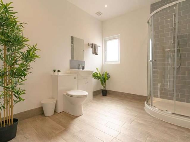 1 Bedroom House