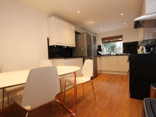 1 Bedroom House