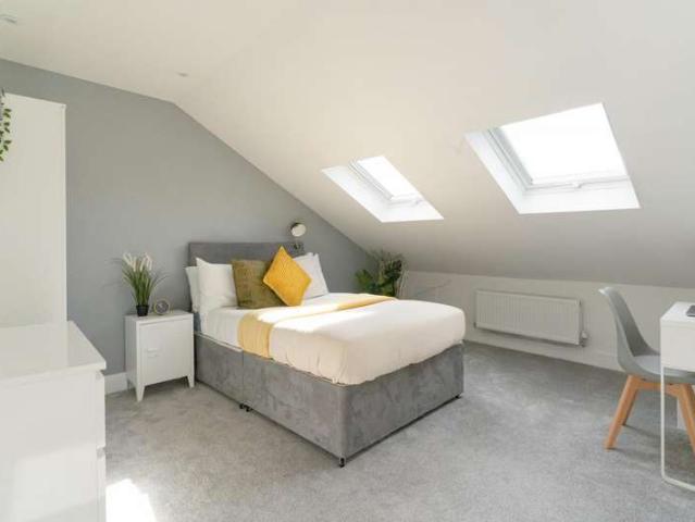1 Bedroom House