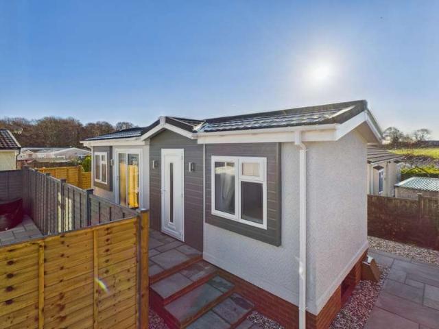 1 Bedroom House