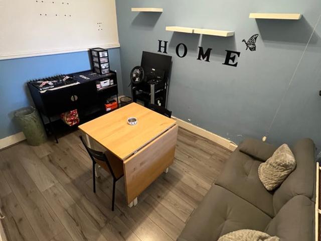 1 Bedroom House