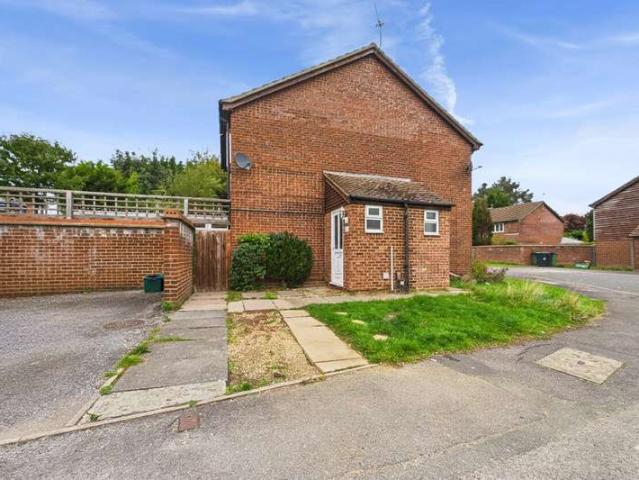 1 Bedroom House