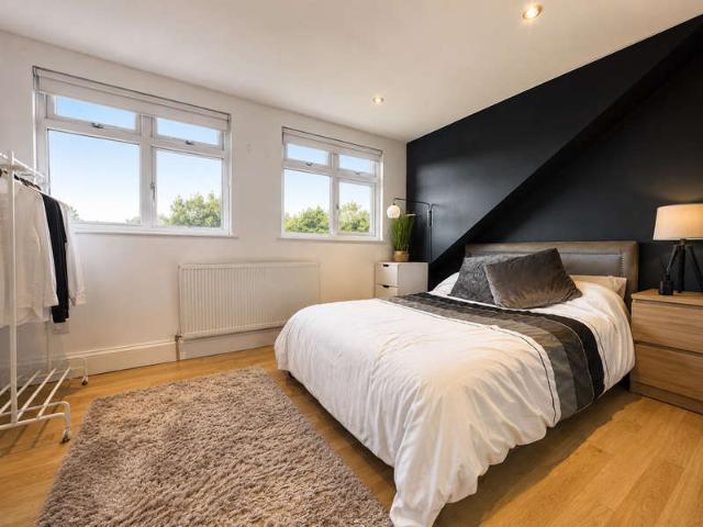 1 Bedroom House