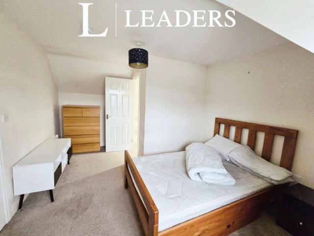 1 Bedroom House