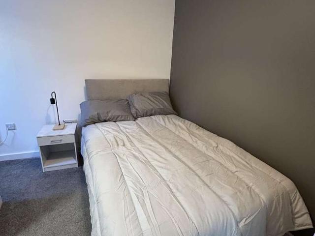 1 Bedroom House
