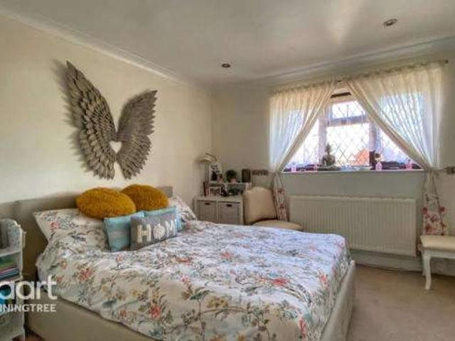 1 Bedroom House