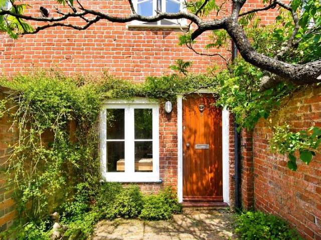 1 Bedroom House