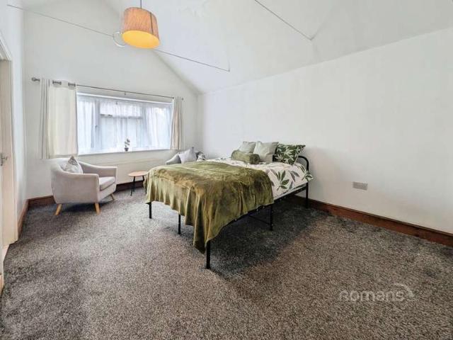 1 Bedroom House