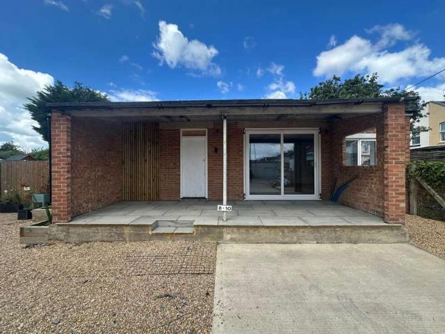 1 Bedroom House