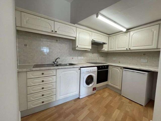 1 Bedroom House