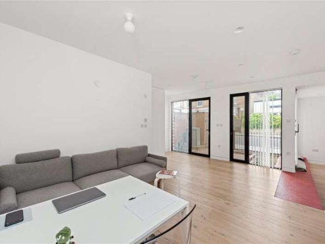 1 Bedroom House