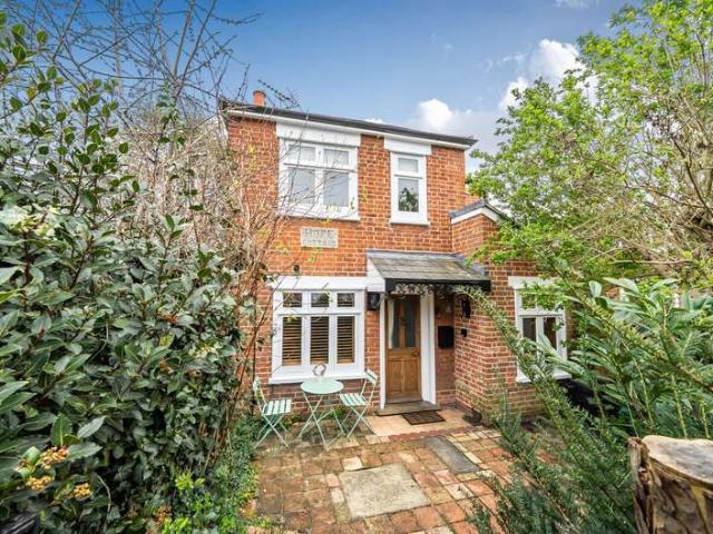 1 Bedroom House