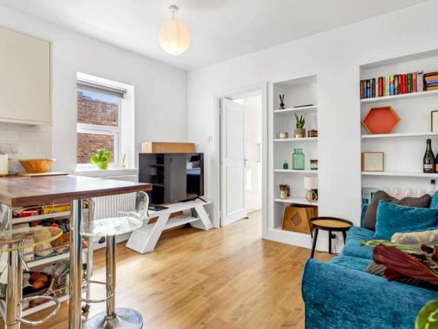 1 Bedroom House