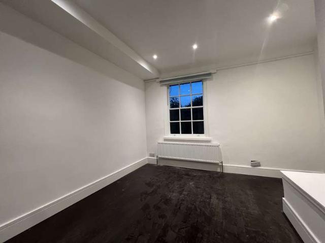 1 Bedroom House