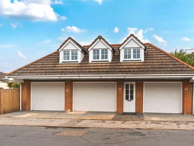 1 Bedroom House