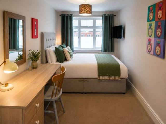 1 Bedroom House