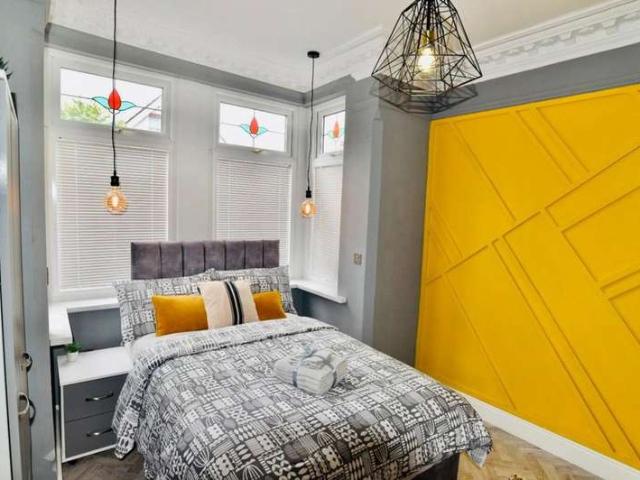 1 Bedroom House