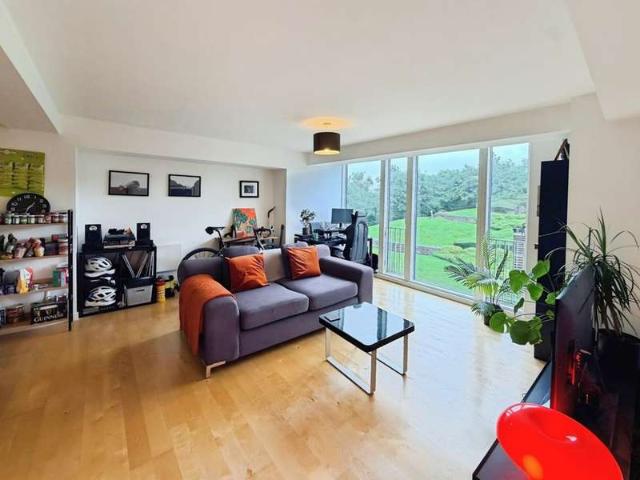 1 Bedroom House