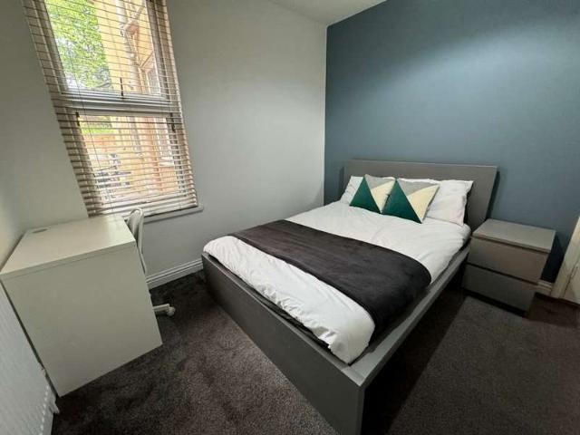 1 Bedroom House